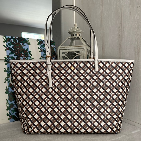 Tory Burch | Bags | New Tory Burch Signature Doublet Monogram Geo ...